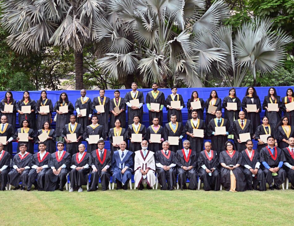 Doctoral Students - Faculty of Doctoral Studies & Research